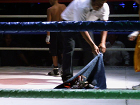 Tepic's Sierra Wins Main Event at Vallarta Collage Club Boxing