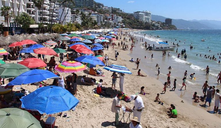 Puerto Vallarta Gears Up for a Safe Semana Santa | Banderas News